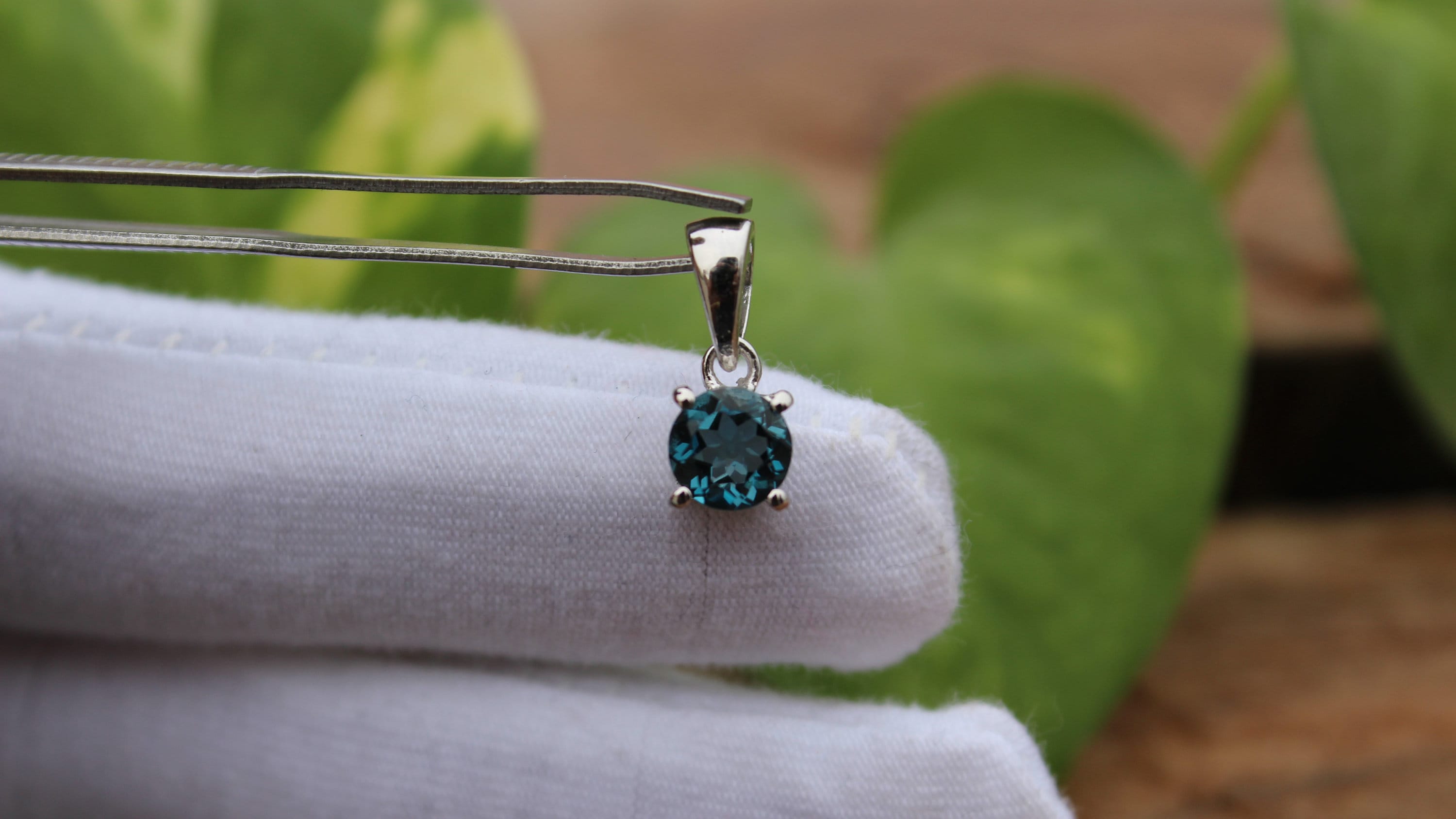 London Blue Topaz Pendant Natural London BT Stone Round - Etsy