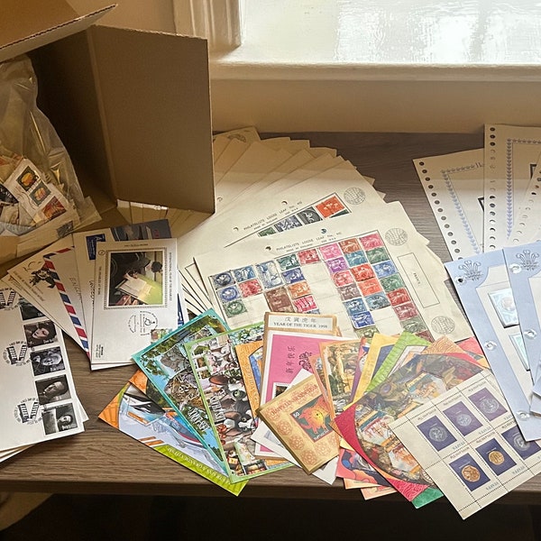 Stamp Collector Gift - 60+ Gift Ideas for 2025