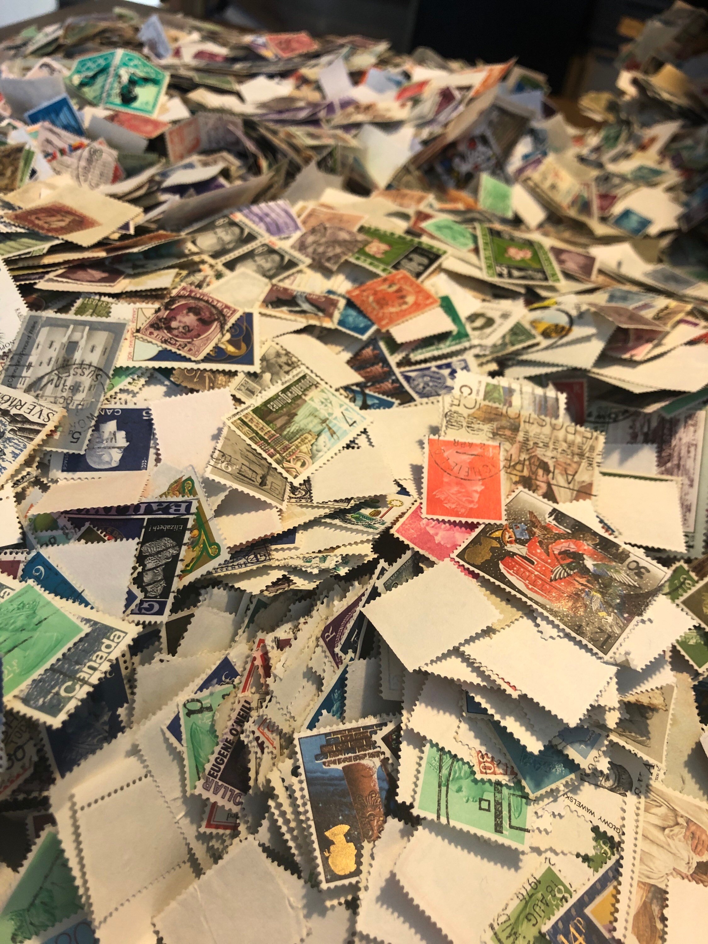 World & GB Stamp Mix 2000 Stamps off Paper Vintage to - Etsy