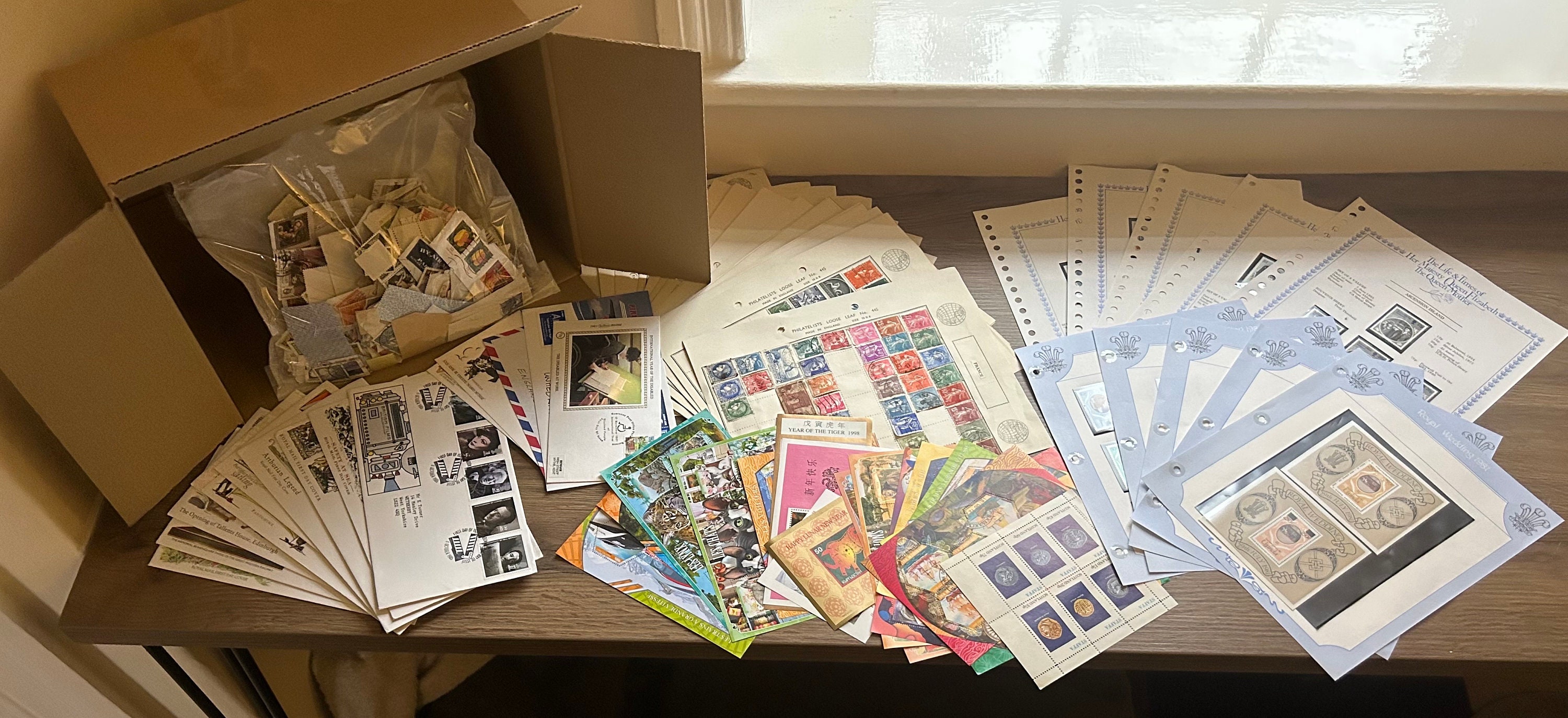 Stamp Collector Sorting Box Mixed World Stamps, Leaves and Covers Each ...