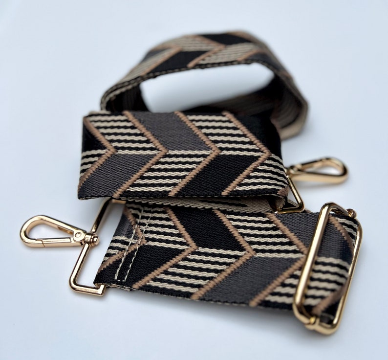 Geometric Black Striped Chevron Crossbody Strap for Purse, iPhone Case ...