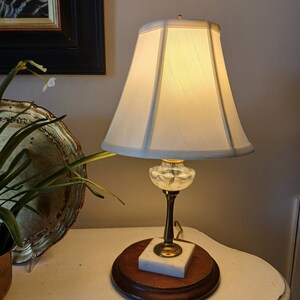 Fenton White Opalescent Coin Dot Lamp Antique Fenton Lamp With Shade ...