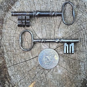 Big 1700s French Iron Gate Key! 1 Large Burgundy France Castle Key! - Etsy