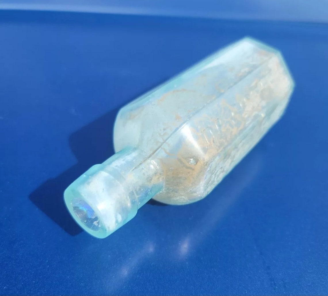 1880s Beautiful Irridescent Paneled WILD CHERRY Bottle! Old Rainbow ...