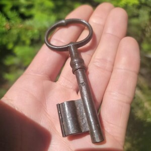 Remarkable Early 1800's Thick Guage Metal Key! Antique French Cast Iron ...