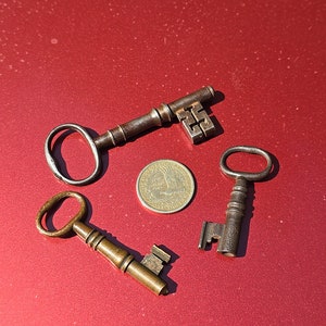 1830s Old English Skeleton Key! Beautiful Antique Intricate Metal Key ...