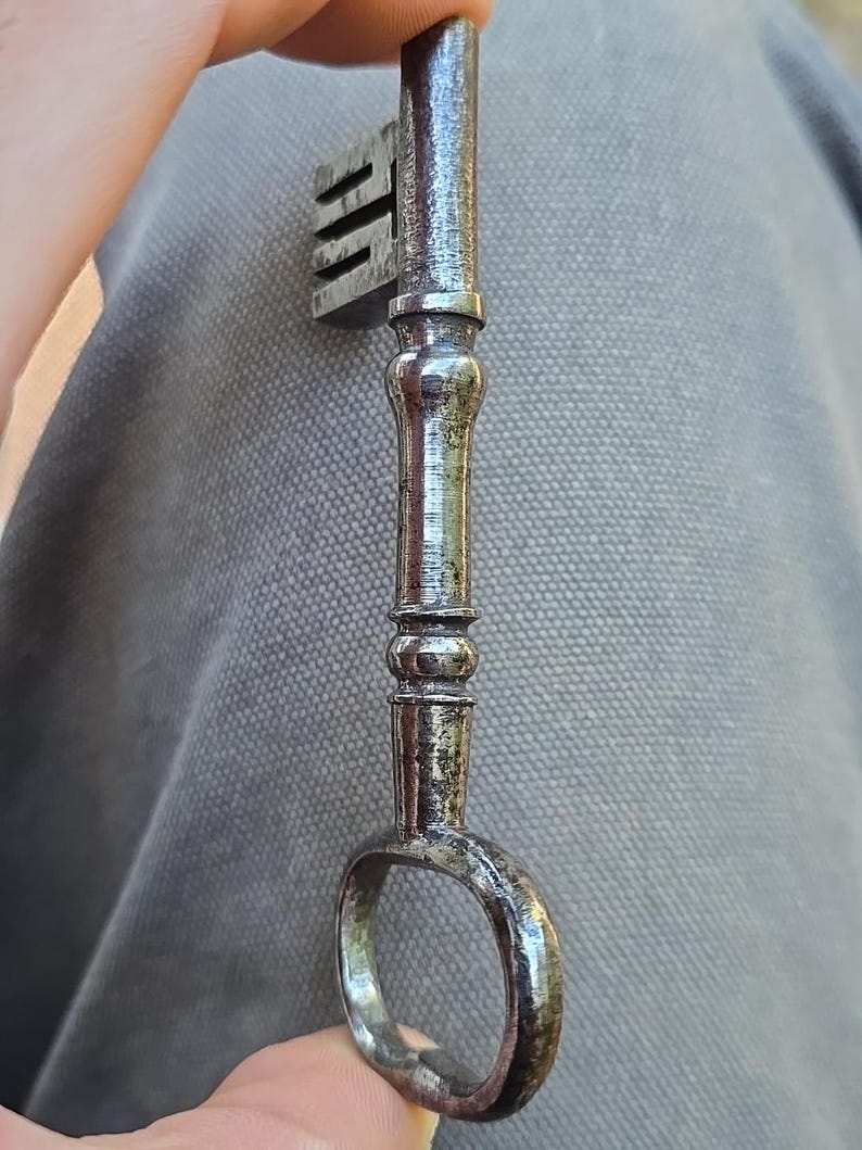 Big 1700s French Iron Gate Key! 1 Large Burgundy France Castle Key! - Etsy