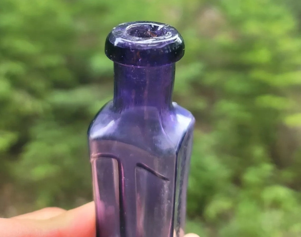 1890s Deep Amethyst Thompson Pho's Wild Cherry Bottle! Beautiful Old ...
