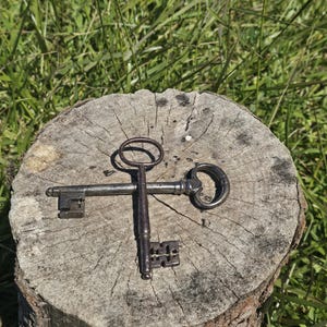 1700s Large French Iron Castle Key! One Big Antique Burgundy France Key ...