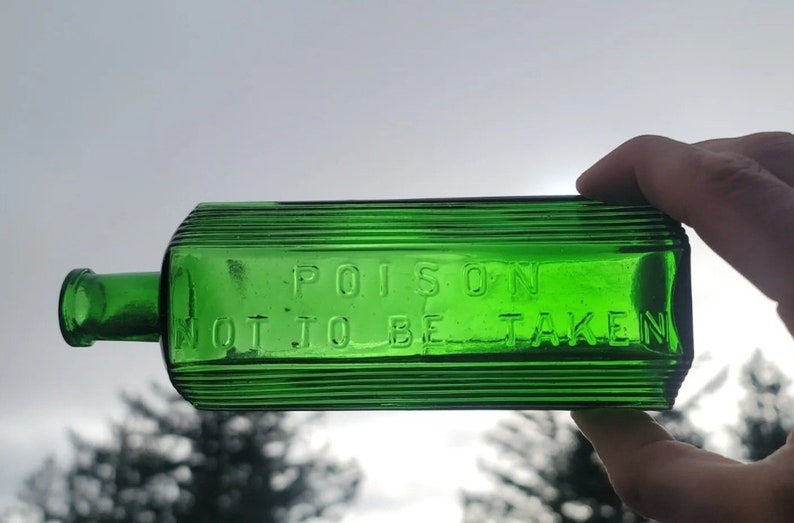 Rare GIANT Old Emerald Green Poison Bottle 10 Oz Ribbed UK Poison ...