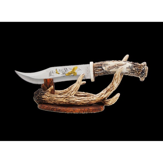 EAGLE Fantasy Hunting Knife With Polynesian Deer Antler Stand | Etsy