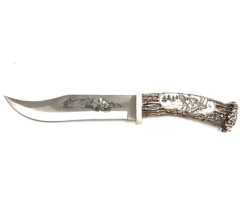 WOLF Fantasy Hunting Knife With Polynesian Deer Antler Stand - Etsy