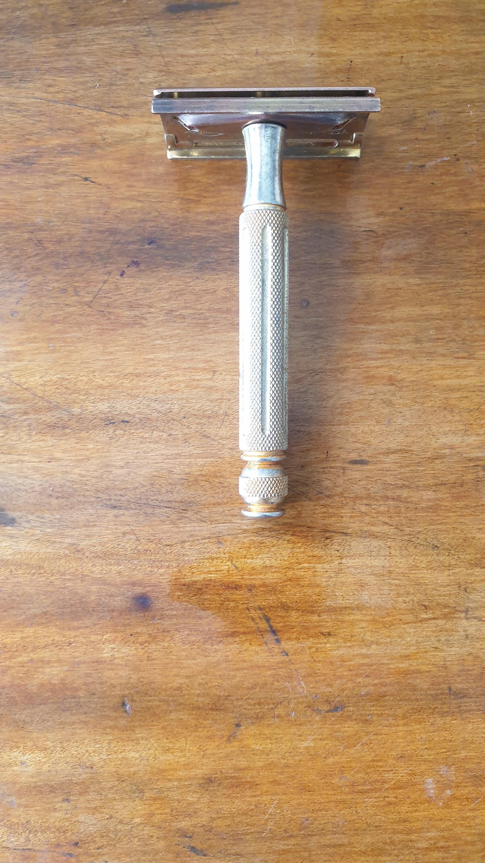 Vintage Gillette Contract Tech Ball End Three Piece Safety Razor in Two ...