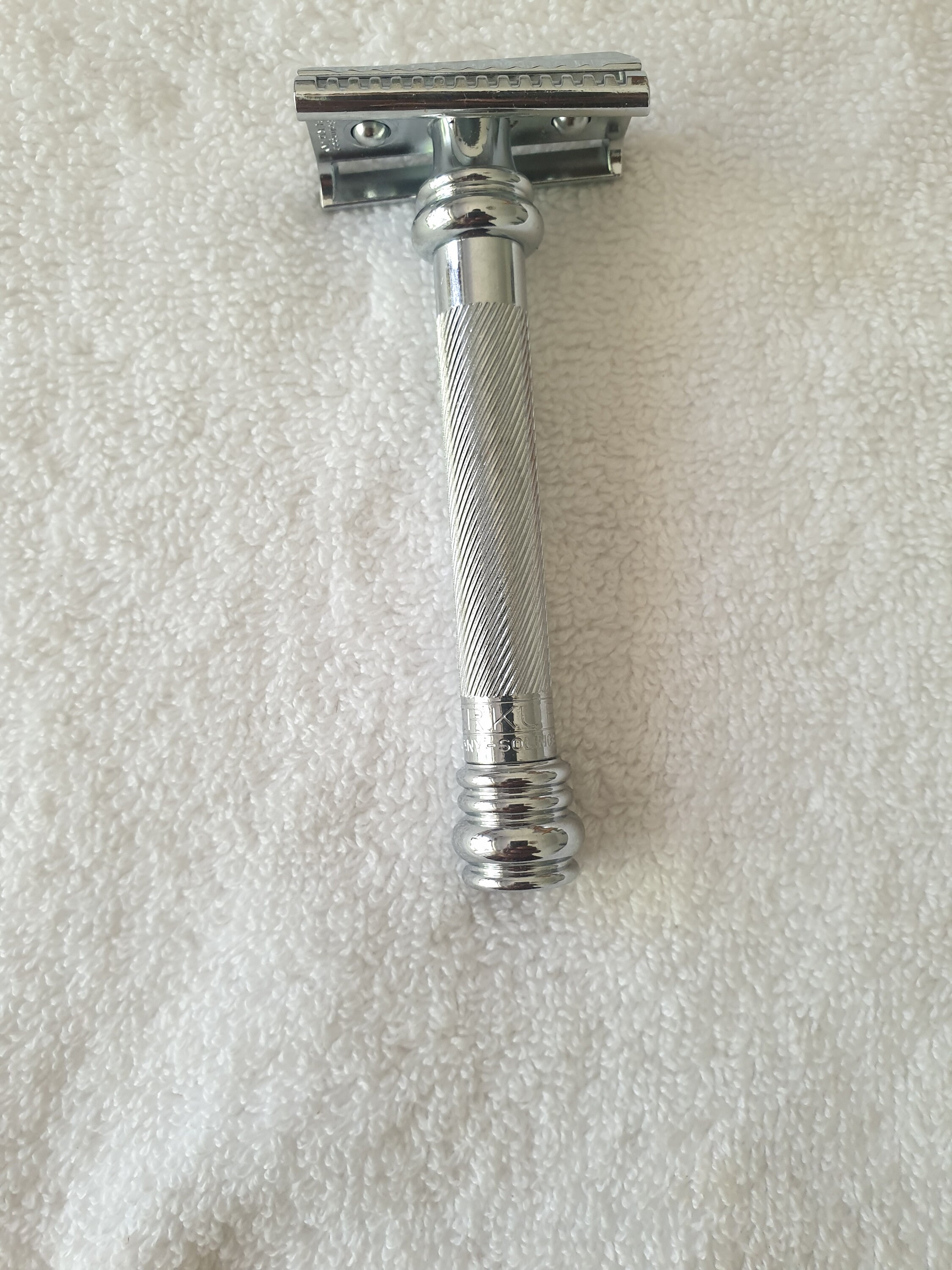Genuine Merkur German Made Aggressive to Moderate Safety Razors Futur ...