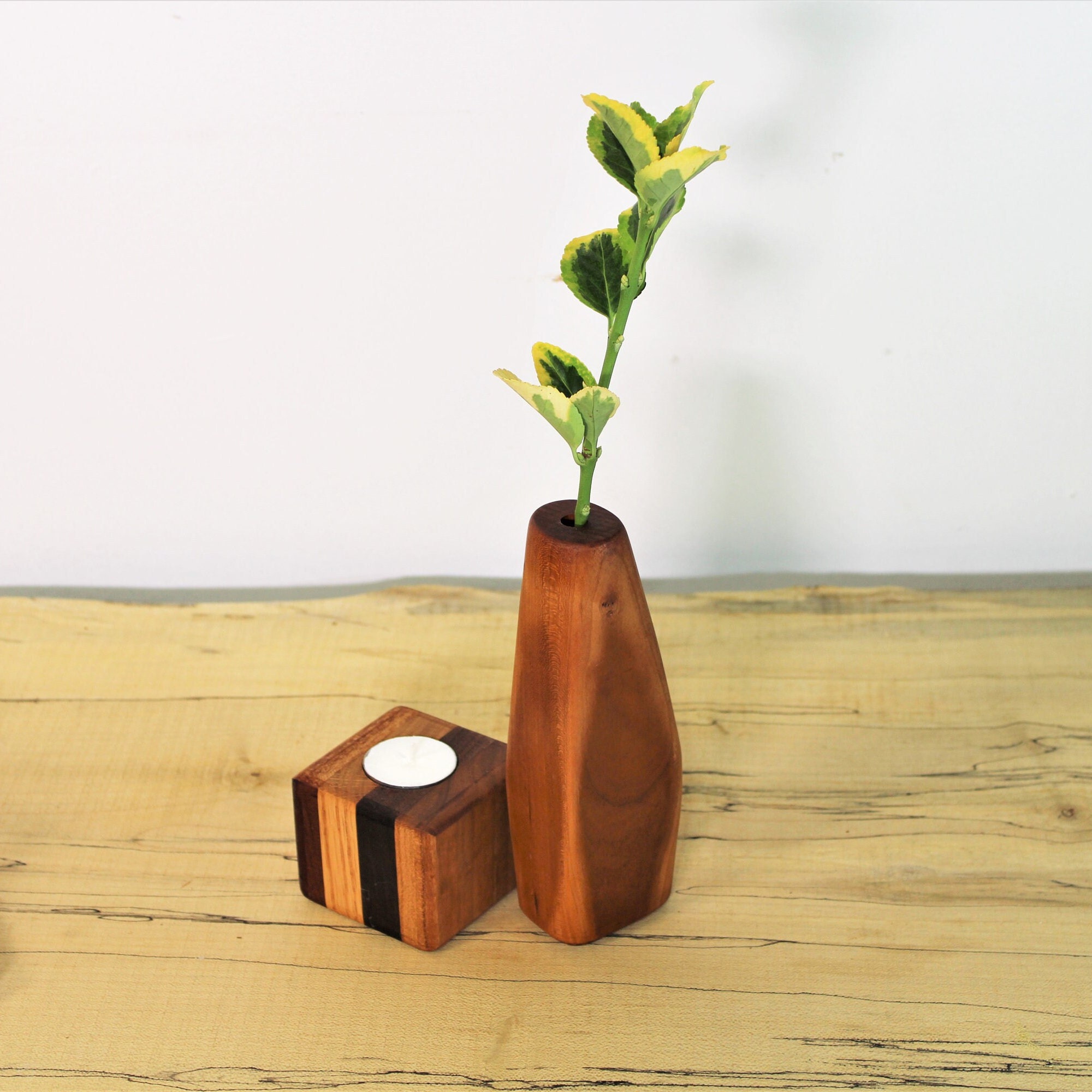 Bud Vase Sculpted From Cherry Wood Single Flower Stem Vase - Etsy