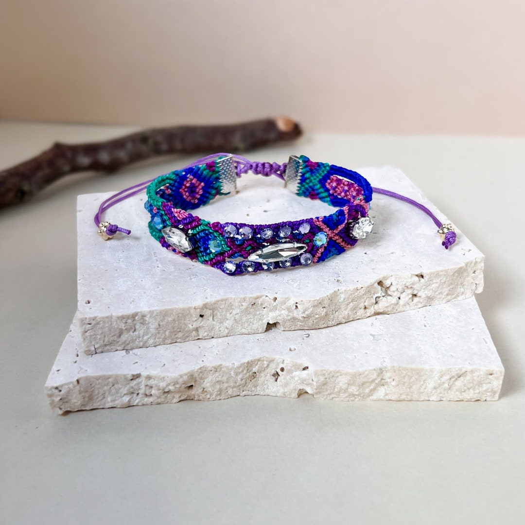 Mexican Boho Woven Friendship Bracelet, Macrame Knotted Bracelet ...