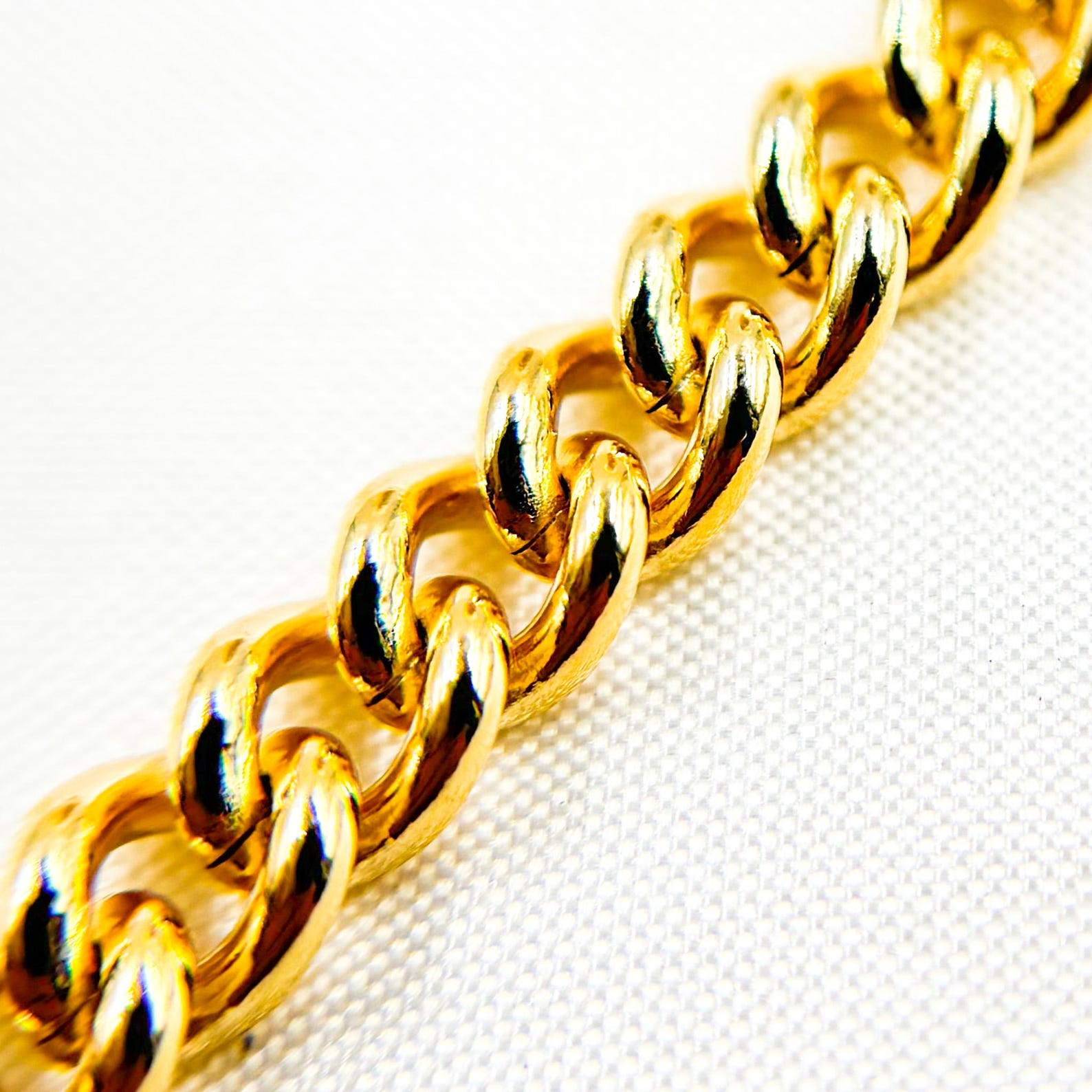 14K Gold Filled Curb Chain, 4.7mm Miami Link, by the Foot. SB3CGF - Etsy