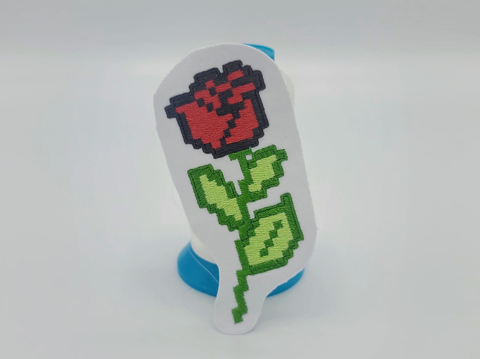 8-bit Retro Pixel Rose - Embroidery File - Etsy