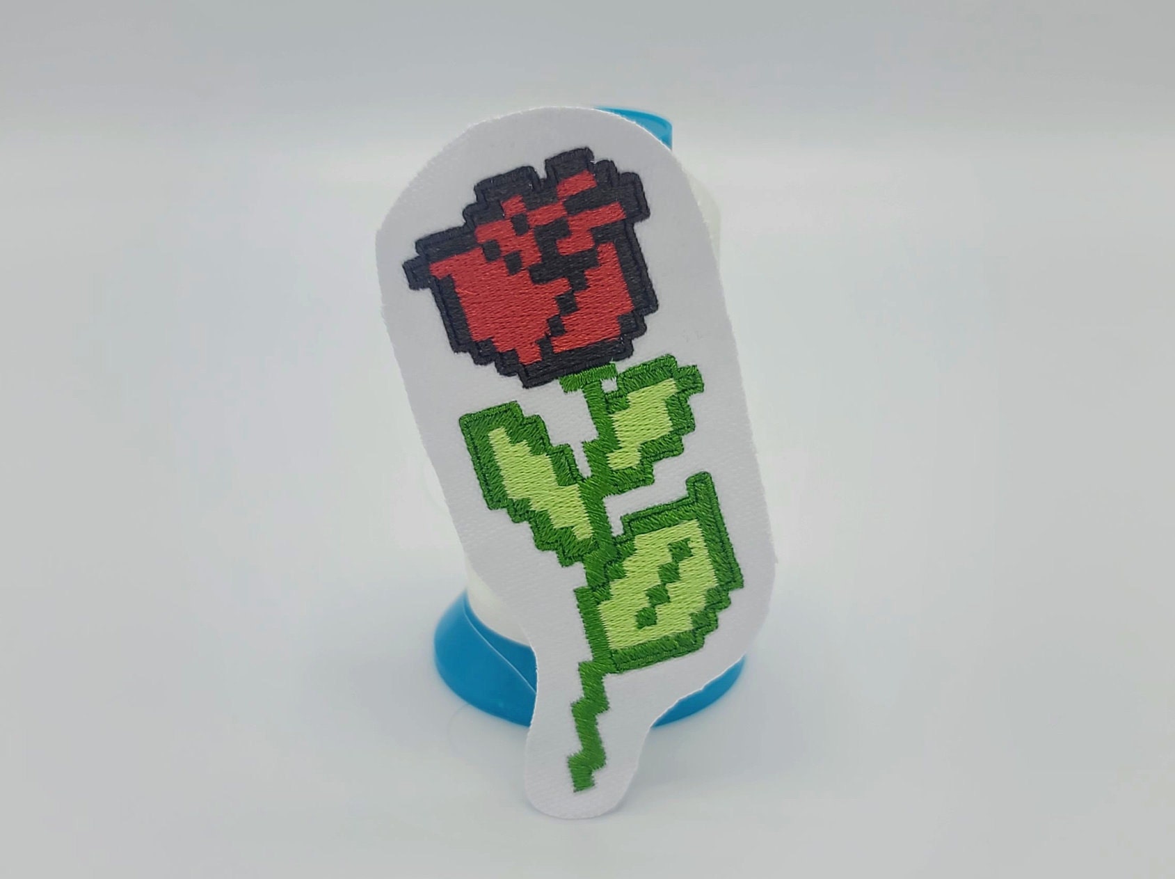 8-bit Retro Pixel Rose - Embroidery File - Etsy