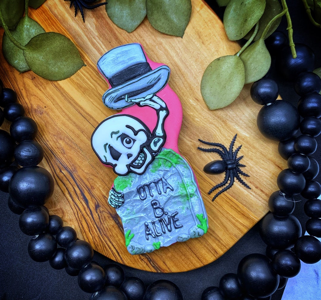 Skeleton With Gravestone Cookie Cutter - Etsy