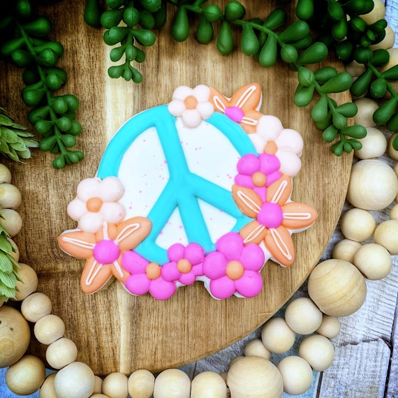 Floral Peace Sign Cookie Cutter - Etsy