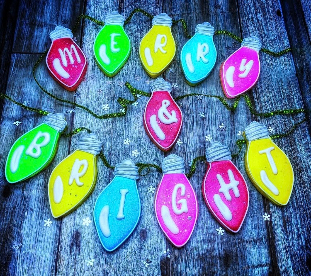 Retro Christmas Lightbulb Cookie Cutter - Etsy