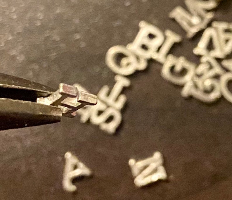 Floating letters Floating initial charms Super Tiny letters - Etsy Italia