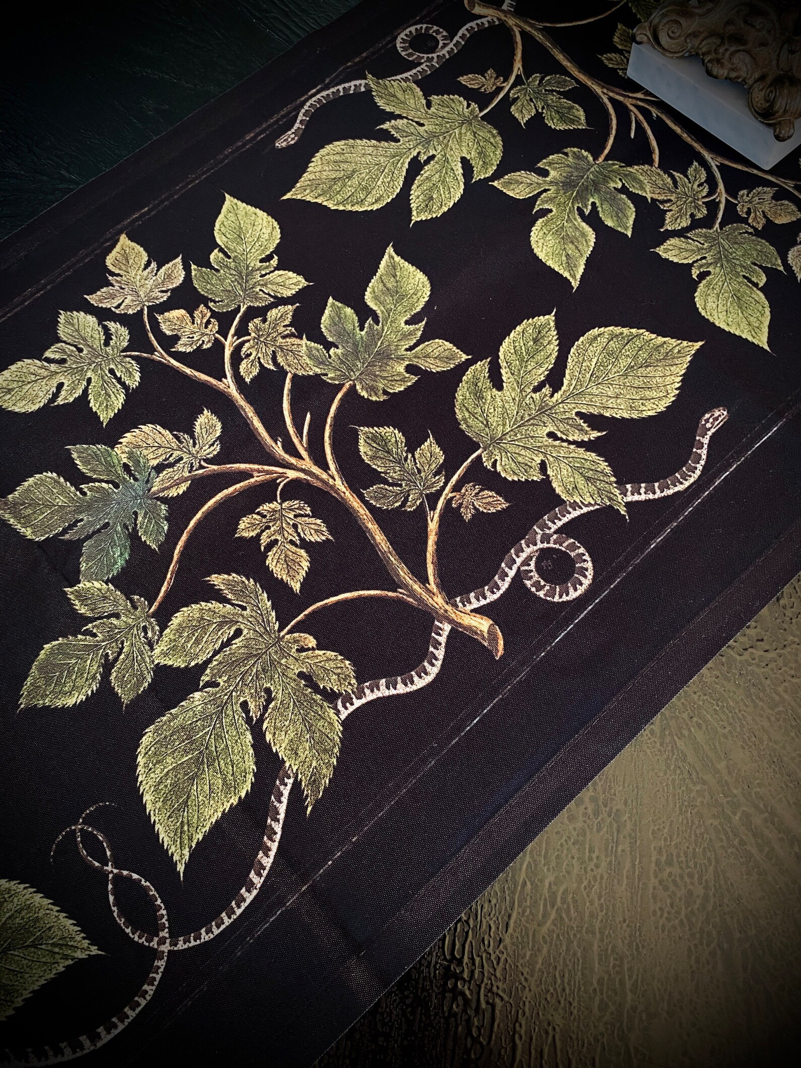 Snake in the Grass Table Runner - Etsy