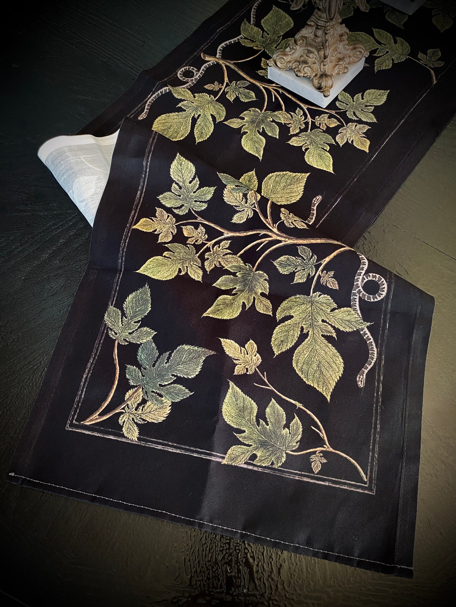 Snake in the Grass Table Runner - Etsy