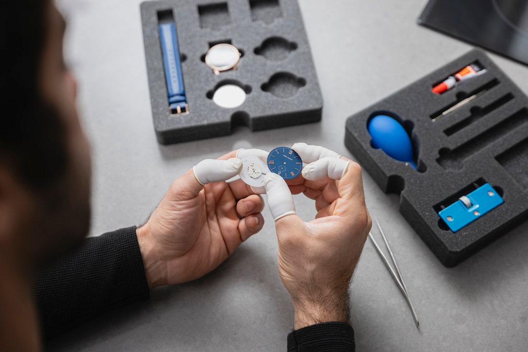 Quartz Watchmaking Kit - TIMECRAFT - Etsy