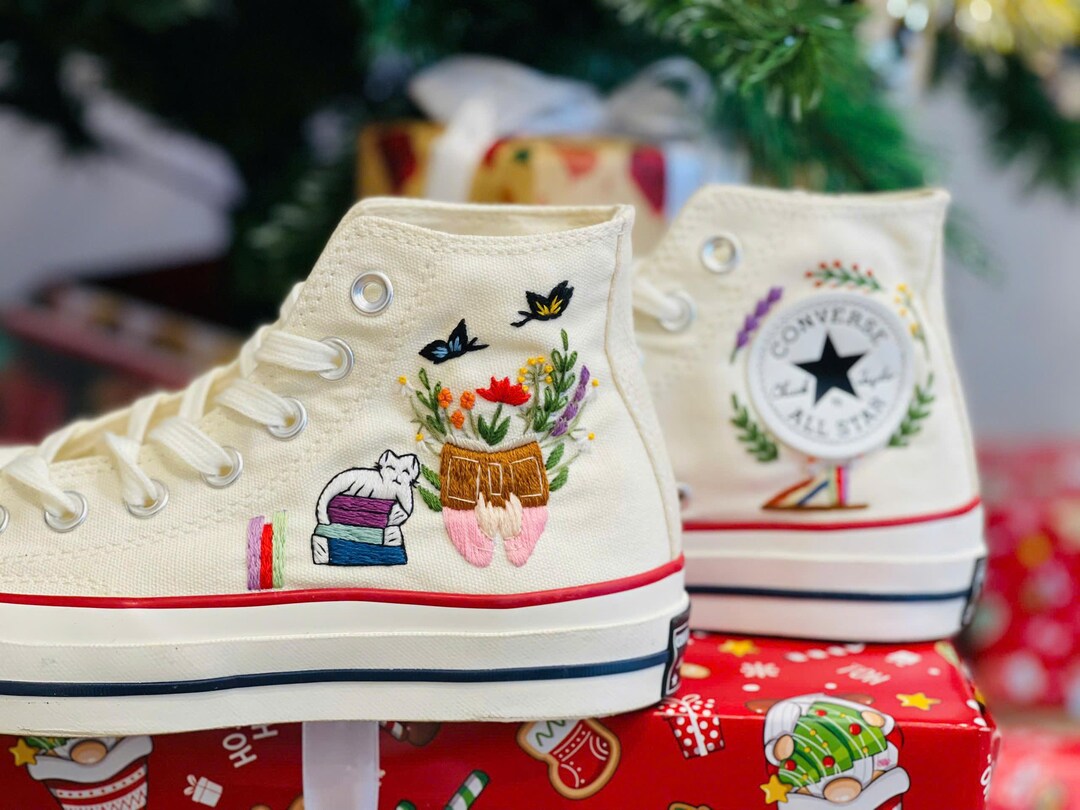 Custom Converse Embroidered/ Pet Embroidered Converse/ Bookish Lovers ...