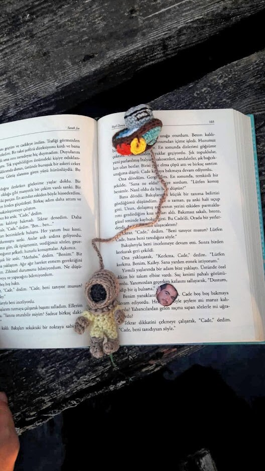 Crochet Scuba Diver Bookmark / Photo Frame / Perfect Gift for Those Who ...