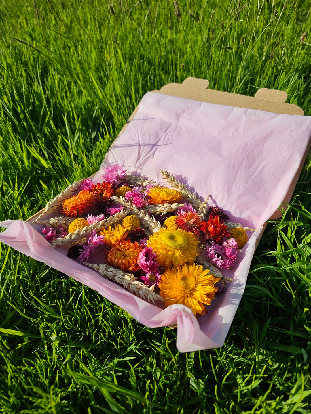 Dried Flower Heads, 50 or 100 Flower Heads, Craft Supplies, Summer Box ...