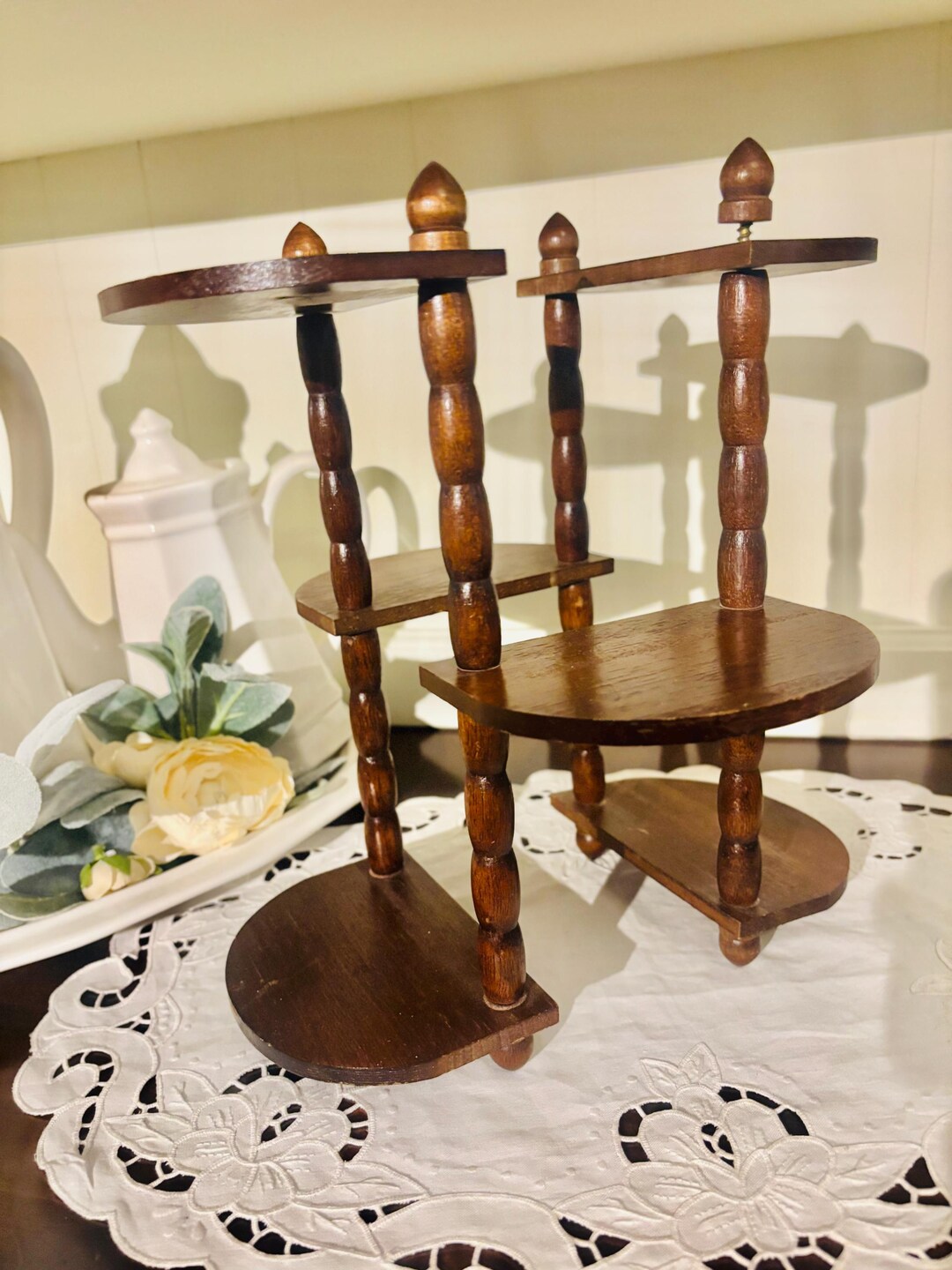 Vintage Wood Spindle Standing Shelf 3 Tier Wooden Curio Display Shelf ...
