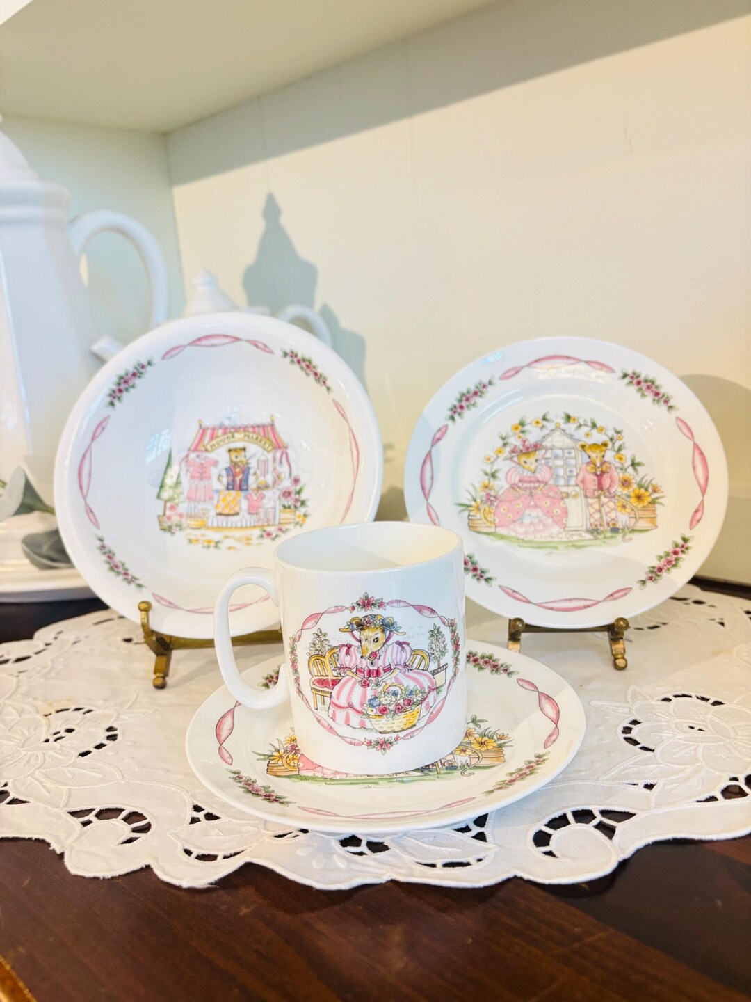 Set of 4 HAMMERSLEY Maisie Mouse Bone China Childs Dinnerware Plate ...