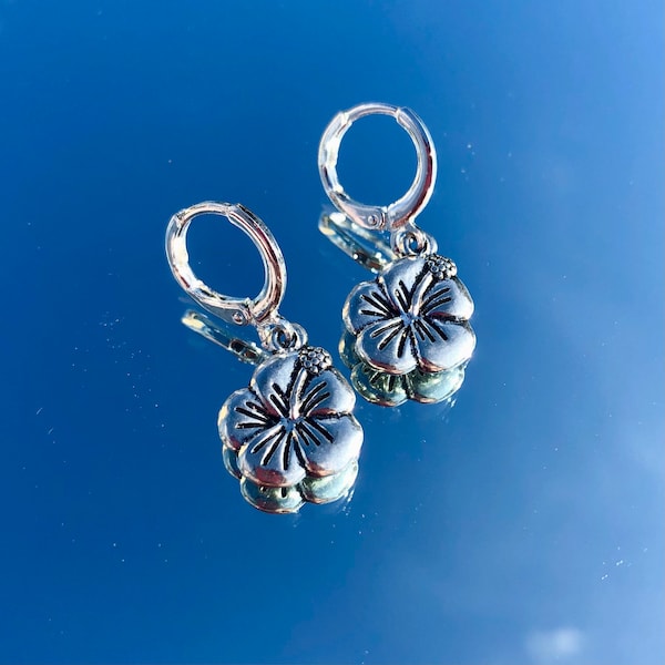 Beach Earrings - Etsy