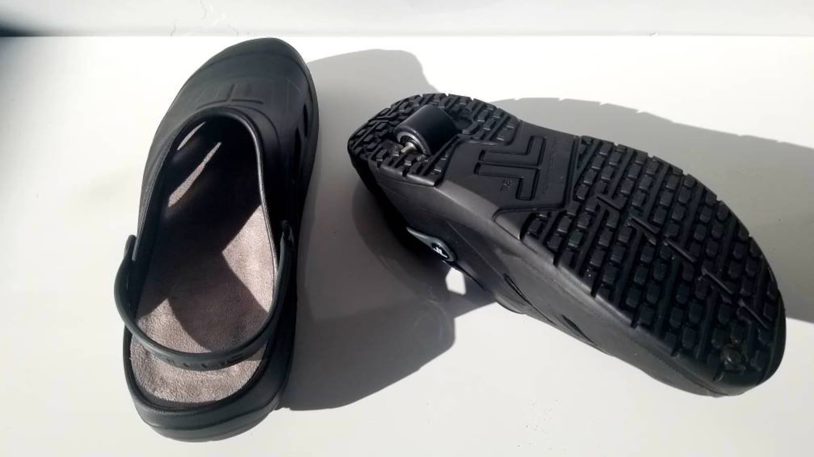 Wheeled Clogs: Custom Clog Wheelies, Black Wheels - Etsy