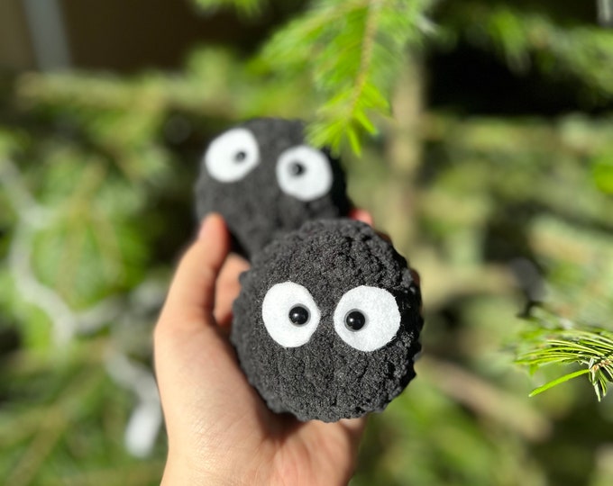Susuwatari | Handmade Crochet | Amigurumi Plushie - Etsy