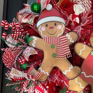 Gingerbread Girl and Boy Christmas Wreath: Holiday Door Decor - Etsy