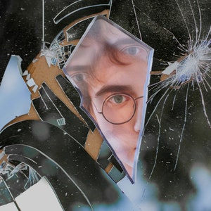 Wizard Mirror Shard Lenticular Print Card, Shifts Between Harry ...