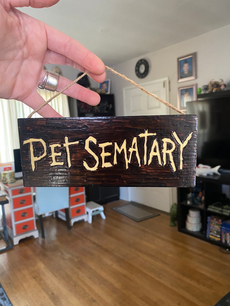 Pet Sematary Hanging Sign - Etsy