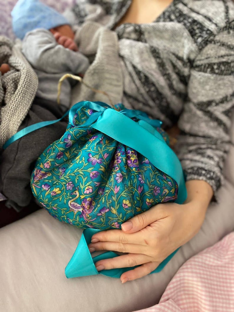 Lotus Birth Kit of Placenta Bag, Herbs, Salt and Wipes, Cotton Placenta ...