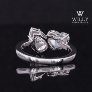 Emily Ratajkowski Wedding Ring, Solitaire Heart With Pear Cut ...