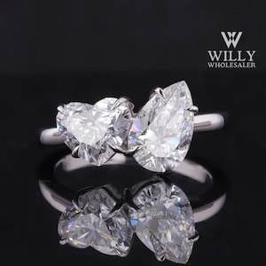 Emily Ratajkowski Wedding Ring, Solitaire Heart With Pear Cut ...