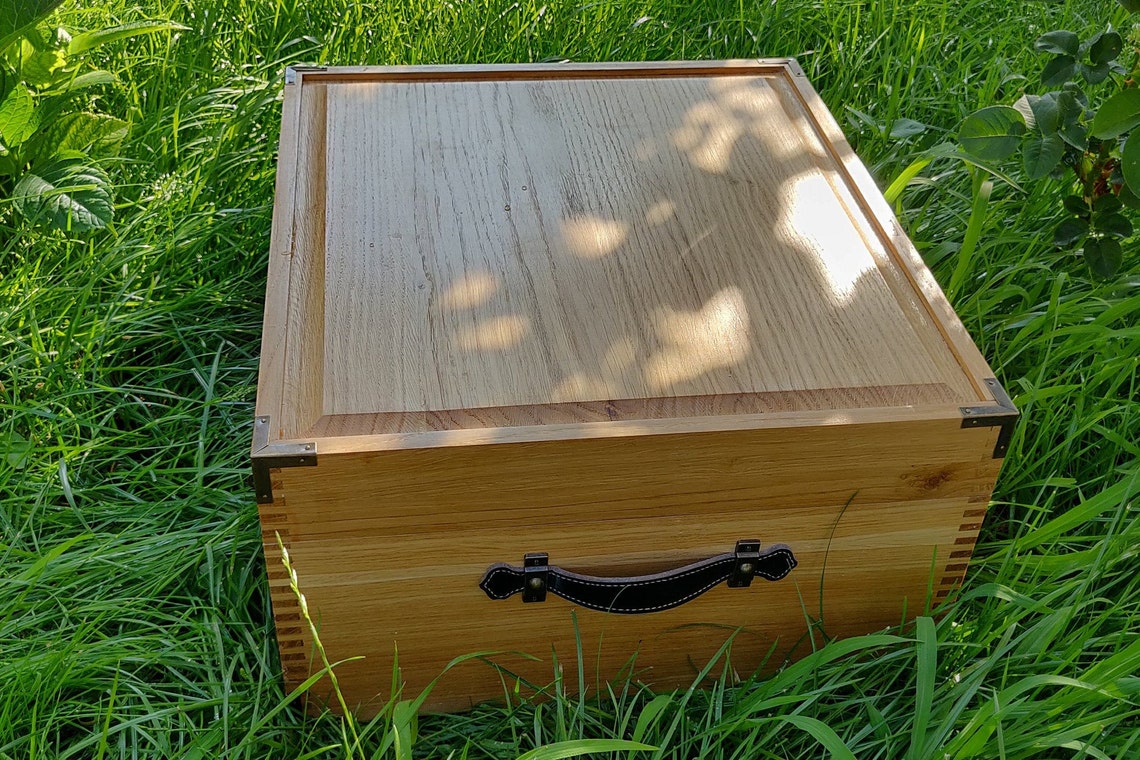 Oak solid wood large wooden box with hinged lid and jute | Etsy