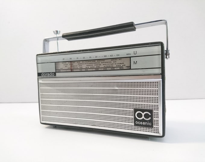 OCEANIC Dorado Rare Vintage German Transistor Radio AM FM Radio 1960s ...