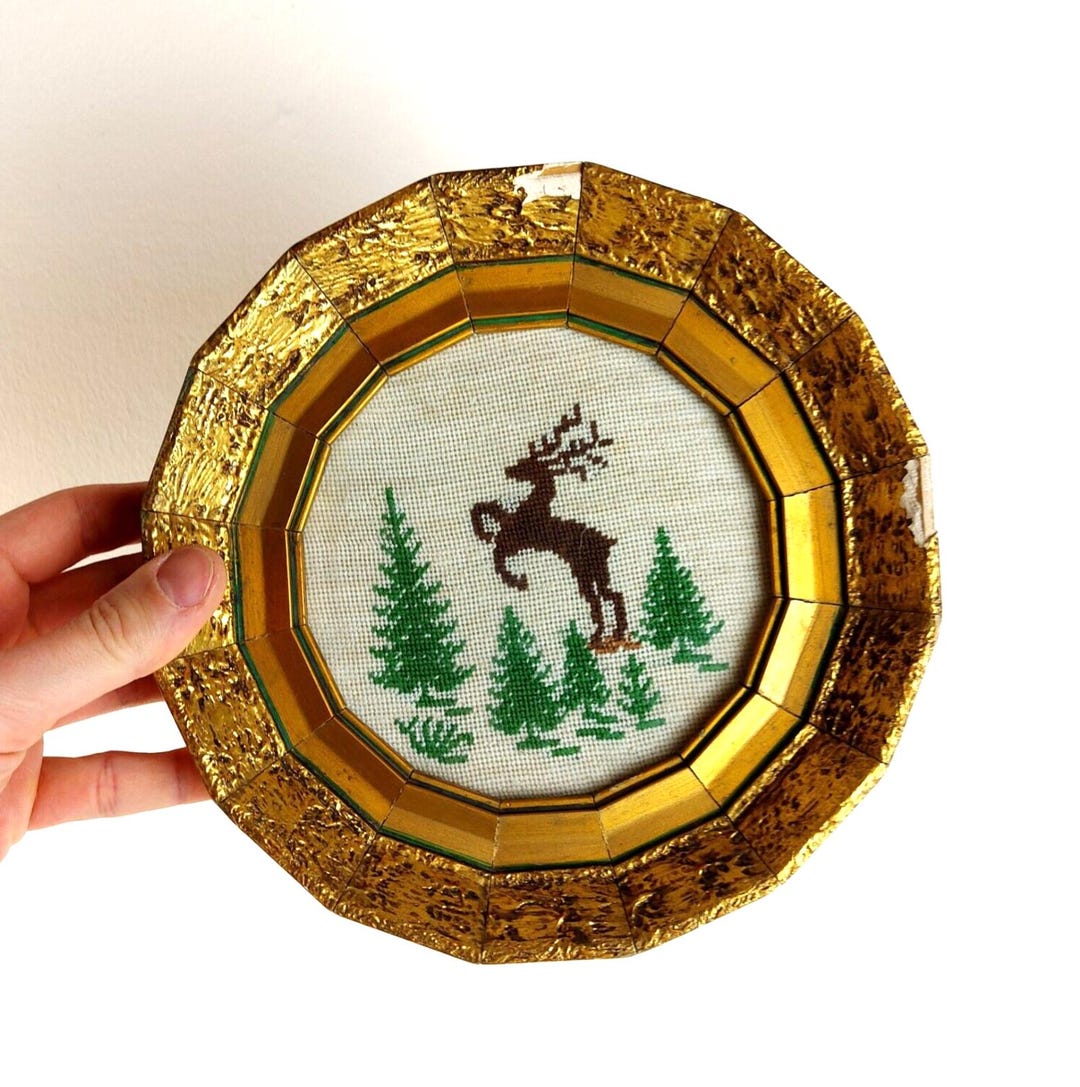 Small Round Polygon Picture Frame Antique Style Gold Color - Please ...