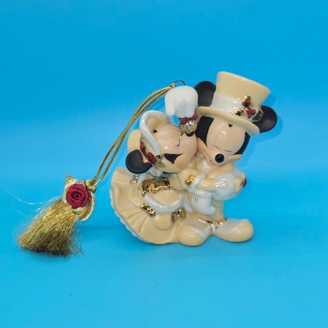 Vintage Disney Mickey Mouse and Minnie Mouse "under the Mistletoe ...