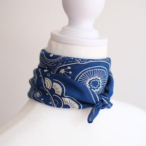 Whale Ocean Bandana Scarf (navy) 22”x22”, Soft Cotton Whale Art ...