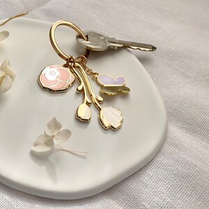 Flower Enamel Keychain (color), Minimal Flower Design Bag Charm - Etsy